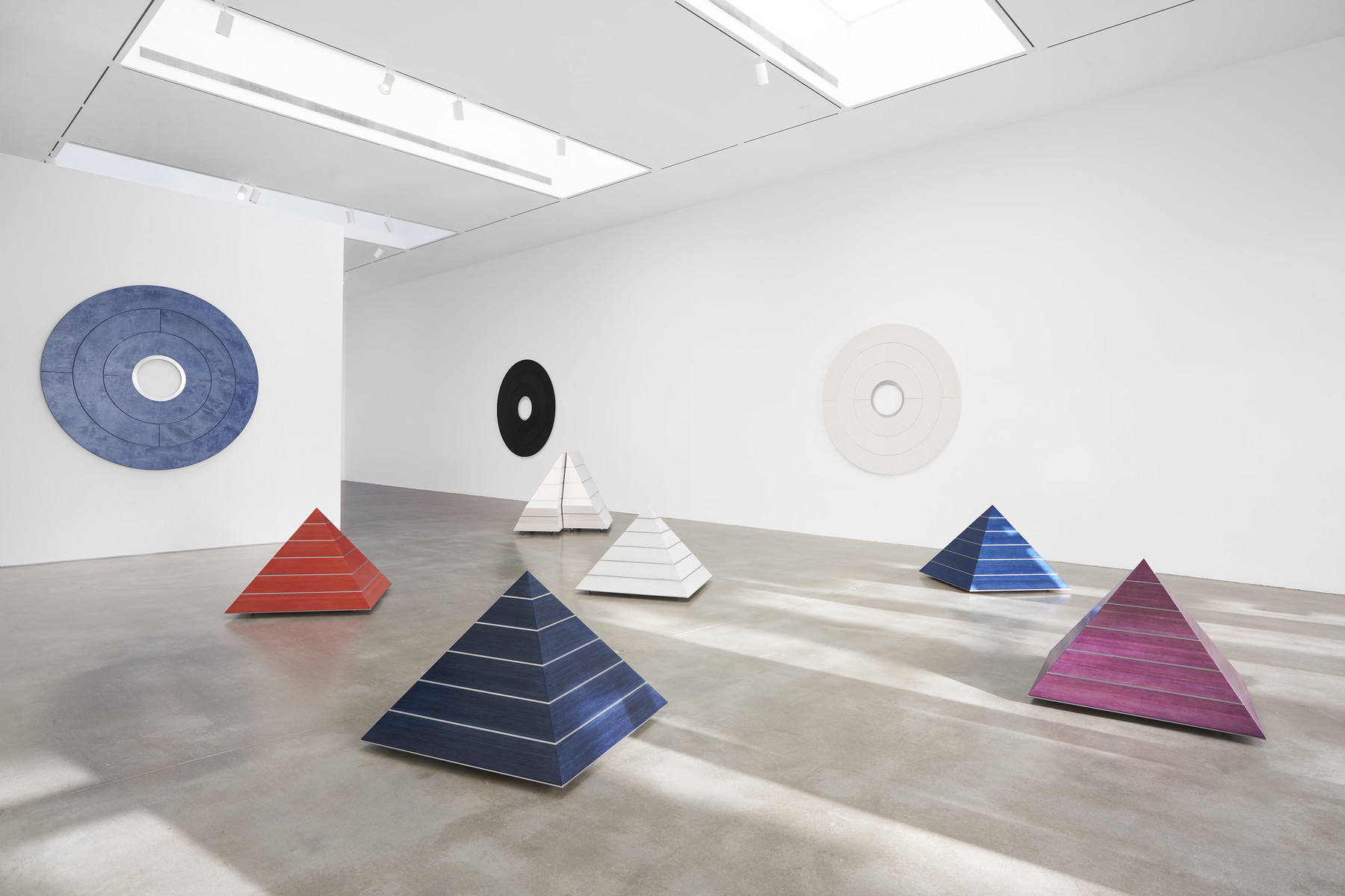 SAM GILLIAM / Existed Existing | XIBT Contemporary Art Magazine